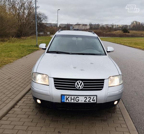 Pelēks Volkswagen Passat 2004 Viļņa, ar dzinēja tilpumu 1.90 L un nobraukumu 340 tūkst. km par 1500 €, foto 3 vietnē AUTOMOTO.COM.LV