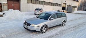 Pelēks Volkswagen Passat 2004 Radviliškis, ar dzinēja tilpumu 2.50 L un nobraukumu 350 tūkst. km par 700 €, foto  vietnē AUTOMOTO.COM.LV