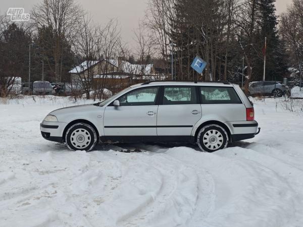 Grey Volkswagen Passat 2004 in Alytus, with an engine capacity of 1.90 L and mileage of 430 thousand km for 1450 €, photo 5 on AUTOMOTO.COM.LV