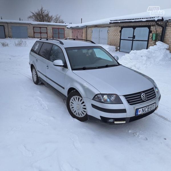 Pelēks Volkswagen Passat 2004 Telšiai, ar dzinēja tilpumu 1.90 L un nobraukumu 323 tūkst. km par 1300 €, foto 2 vietnē AUTOMOTO.COM.LV