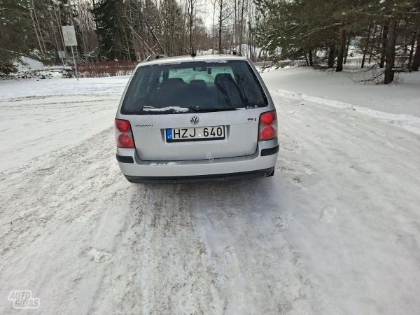 Pelēks Volkswagen Passat 2004 Radviliškis, ar dzinēja tilpumu 1.90 L un nobraukumu 296 tūkst. km par 1500 €, foto 10 vietnē AUTOMOTO.COM.LV