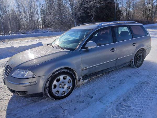 Pelēks Volkswagen Passat 2004 Viļņa, ar dzinēja tilpumu 1.90 L un nobraukumu 378 tūkst. km par 700 €, foto 2 vietnē AUTOMOTO.COM.LV
