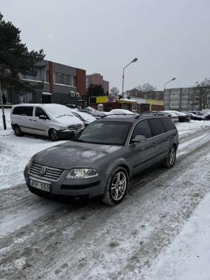 Grey Volkswagen Passat 2004 in Klaipeda, with an engine capacity of 1.90 L and mileage of 385 thousand km for 1200 €, photo  on AUTOMOTO.COM.LV