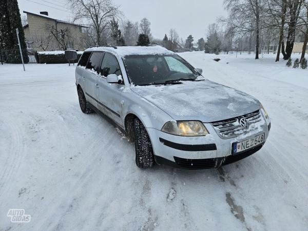 Pelēks Volkswagen Passat 2004 Vilkaviškis, ar dzinēja tilpumu 1.90 L un nobraukumu 430 tūkst. km par 1350 €, foto 2 vietnē AUTOMOTO.COM.LV
