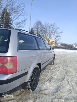 Pelēks Volkswagen Passat 2004 Viļņa, ar dzinēja tilpumu 1.90 L un nobraukumu 320 tūkst. km par 1450 €, foto 3 vietnē AUTOMOTO.COM.LV