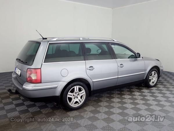 Grey Volkswagen Passat 2004 in Tallinn, with an engine capacity of 2.00 L and mileage of 335 thousand km for 1599 €, photo 3 on AUTOMOTO.COM.LV