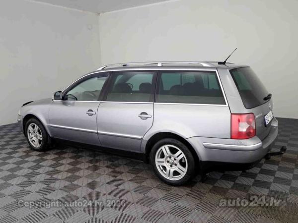 Grey Volkswagen Passat 2004 in Tallinn, with an engine capacity of 2.00 L and mileage of 335 thousand km for 1599 €, photo 4 on AUTOMOTO.COM.LV