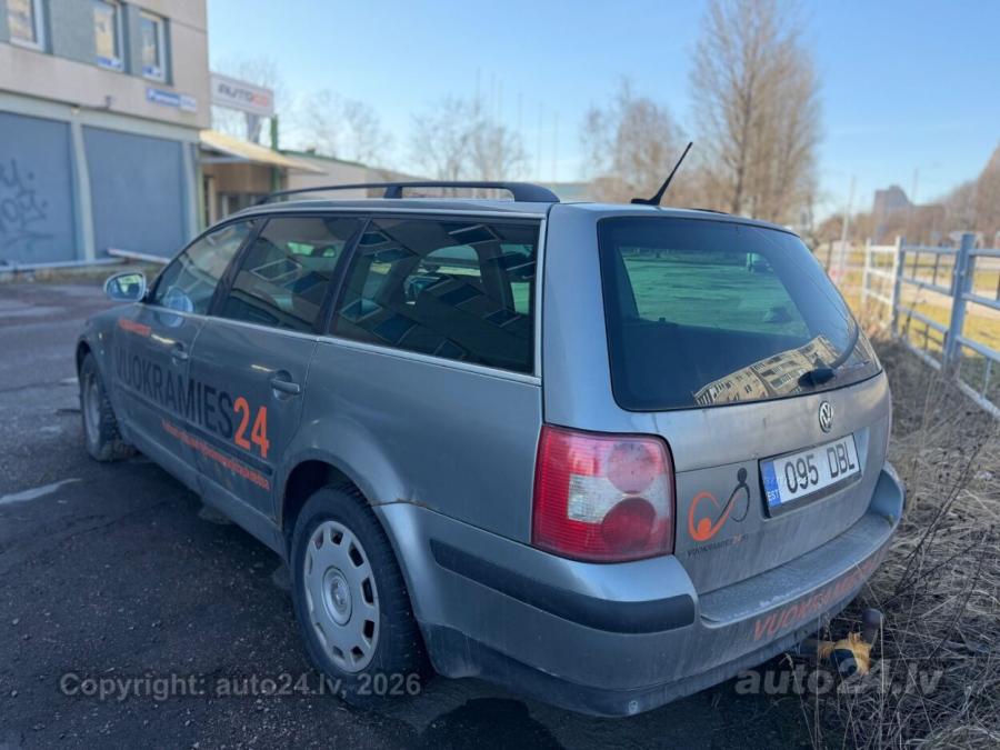 Grey Volkswagen Passat 2004 in Tallinn, with an engine capacity of 1.90 L and mileage of 0 thousand km for 450 €, photo 4 on AUTOMOTO.COM.LV