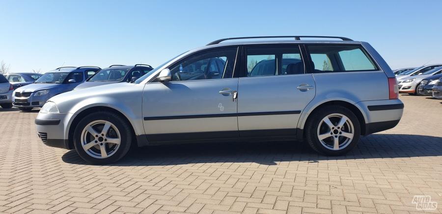 Pelēks Volkswagen Passat 2004 Kėdainiai, ar dzinēja tilpumu 1.60 L un nobraukumu 286 tūkst. km par 2150 €, foto 1 vietnē AUTOMOTO.COM.LV