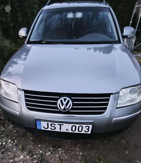 Grey Volkswagen Passat 2004 in Vilnius, with an engine capacity of 1.90 L and mileage of 320 thousand km for 1000 €, photo 2 on AUTOMOTO.COM.LV
