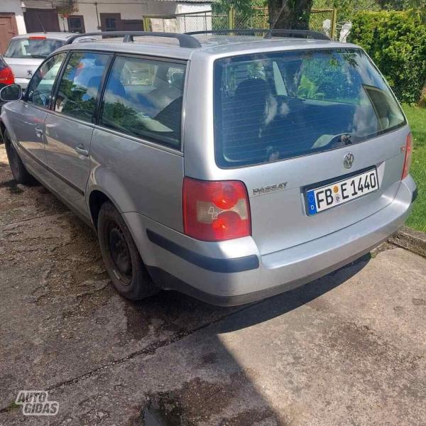 Grey Volkswagen Passat 2004 in Kaunas, with an engine capacity of 1.90 L and mileage of 317 thousand km for 1550 €, photo 3 on AUTOMOTO.COM.LV