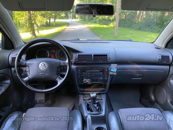 Grey Volkswagen Passat 2004 in Haapsalu, with an engine capacity of 1.90 L and mileage of 416 thousand km for 1899 €, photo 7 on AUTOMOTO.COM.LV