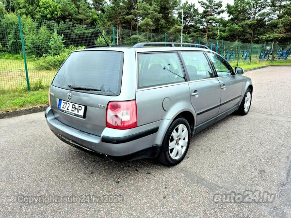 Pelēks Volkswagen Passat 2004 Tallina, ar dzinēja tilpumu 1.90 L un nobraukumu 392 tūkst. km par 890 €, foto 2 vietnē AUTOMOTO.COM.LV