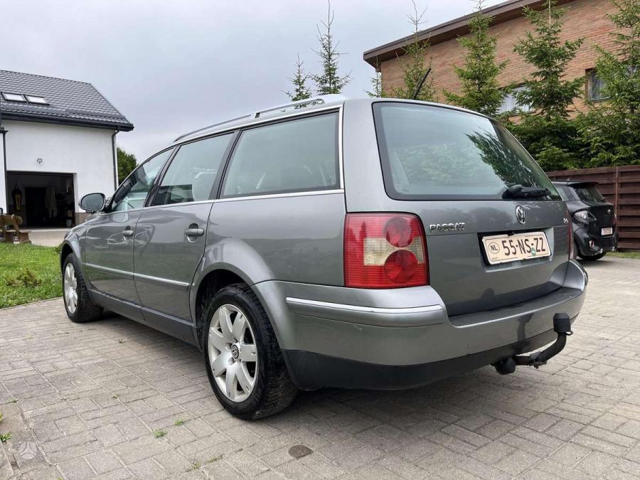 Grey Volkswagen Passat 2004 in Klaipeda, with an engine capacity of 1.98 L and mileage of 320 thousand km for 1700 €, photo 6 on AUTOMOTO.COM.LV