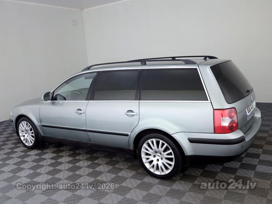 Pelēks Volkswagen Passat 2004 Tallina, ar dzinēja tilpumu 1.80 L un nobraukumu 346 tūkst. km par 999 €, foto 5 vietnē AUTOMOTO.COM.LV