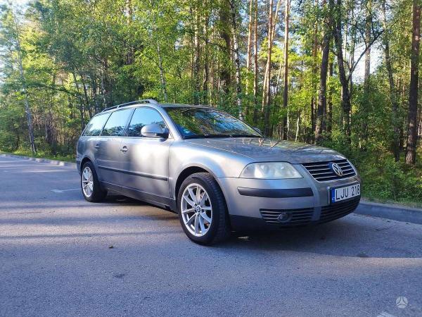 Grey Volkswagen Passat 2004 in Vilnius, with an engine capacity of 1.90 L and mileage of 310 thousand km for 999 €, photo 1 on AUTOMOTO.COM.LV
