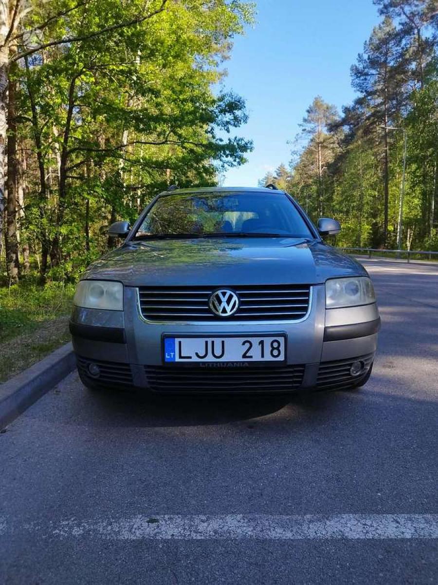 Pelēks Volkswagen Passat 2004 Viļņa, ar dzinēja tilpumu 1.90 L un nobraukumu 310 tūkst. km par 999 €, foto 5 vietnē AUTOMOTO.COM.LV