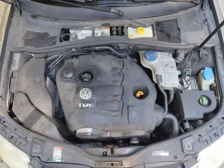Pelēks Volkswagen Passat 2004 Viļņa, ar dzinēja tilpumu 1.90 L un nobraukumu 310 tūkst. km par 999 €, foto 13 vietnē AUTOMOTO.COM.LV