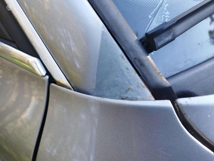Pelēks Volkswagen Passat 2004 Viļņa, ar dzinēja tilpumu 1.90 L un nobraukumu 310 tūkst. km par 999 €, foto 14 vietnē AUTOMOTO.COM.LV