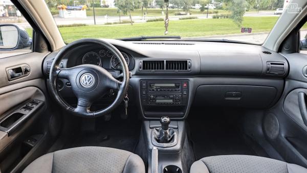 Pelēks Volkswagen Passat 2004 Alīta, ar dzinēja tilpumu 1.90 L un nobraukumu 358 tūkst. km par 1350 €, foto 10 vietnē AUTOMOTO.COM.LV