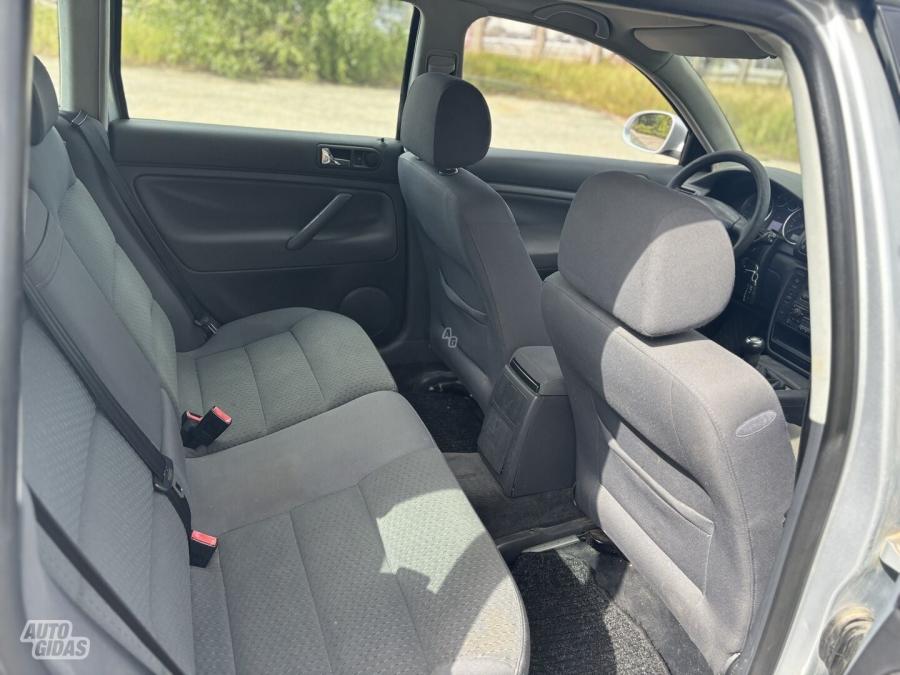 Pelēks Volkswagen Passat 2004 Utena, ar dzinēja tilpumu 1.90 L un nobraukumu 294 tūkst. km par 950 €, foto 7 vietnē AUTOMOTO.COM.LV
