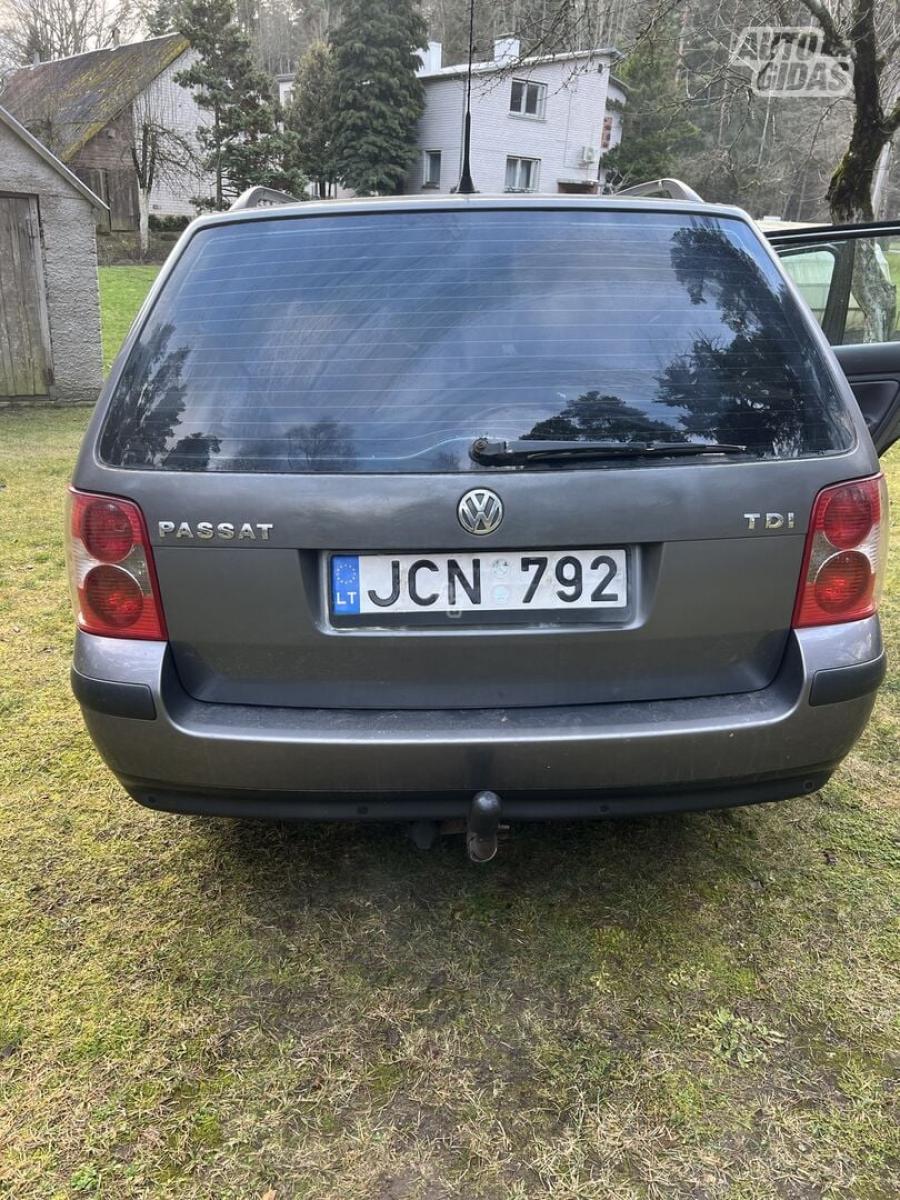 Grey Volkswagen Passat 2005 in Kelme, with an engine capacity of 1.90 L and mileage of 328 thousand km for 1100 €, photo 4 on AUTOMOTO.COM.LV