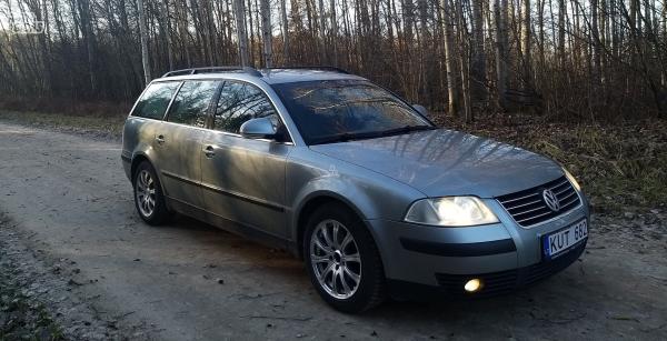 Grey Volkswagen Passat 2005 in Naujoji Akmene, with an engine capacity of 1.90 L and mileage of 356 thousand km for 1550 €, photo 2 on AUTOMOTO.COM.LV