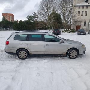 Pelēks Volkswagen Passat 2005 Kauņa, ar dzinēja tilpumu 2.00 L un nobraukumu 367 tūkst. km par 1600 €, foto 3 vietnē AUTOMOTO.COM.LV