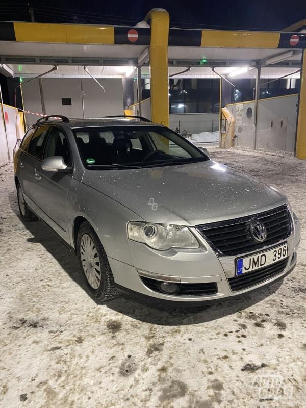 Grey Volkswagen Passat 2005 in Kaunas, with an engine capacity of 1.90 L and mileage of 330 thousand km for 1750 €, photo 1 on AUTOMOTO.COM.LV