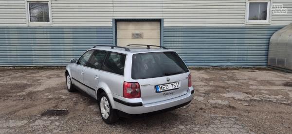 Grey Volkswagen Passat 2005 in Alytus, with an engine capacity of 1.90 L and mileage of 421 thousand km for 1490 €, photo 3 on AUTOMOTO.COM.LV