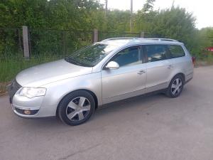 Pelēks Volkswagen Passat 2005 Šauļi, ar dzinēja tilpumu 2.00 L un nobraukumu 320 tūkst. km par 990 €, foto 5 vietnē AUTOMOTO.COM.LV