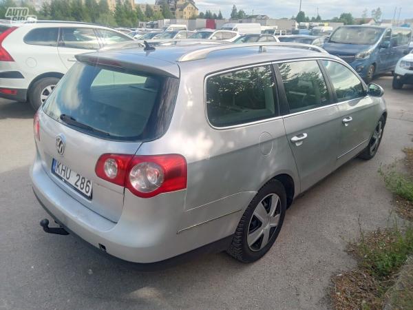Pelēks Volkswagen Passat 2005 Šauļi, ar dzinēja tilpumu 2.00 L un nobraukumu 320 tūkst. km par 990 €, foto 7 vietnē AUTOMOTO.COM.LV