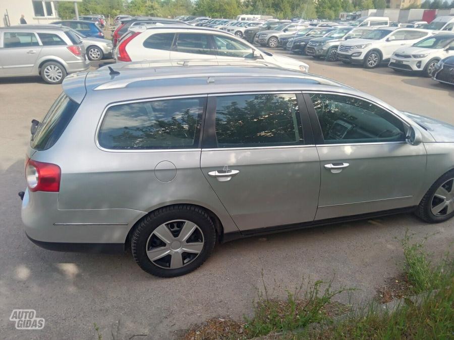 Pelēks Volkswagen Passat 2005 Šauļi, ar dzinēja tilpumu 2.00 L un nobraukumu 320 tūkst. km par 990 €, foto 9 vietnē AUTOMOTO.COM.LV