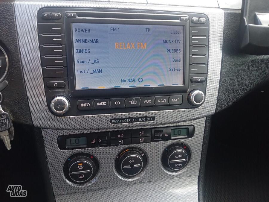 Pelēks Volkswagen Passat 2005 Šauļi, ar dzinēja tilpumu 2.00 L un nobraukumu 320 tūkst. km par 990 €, foto 17 vietnē AUTOMOTO.COM.LV