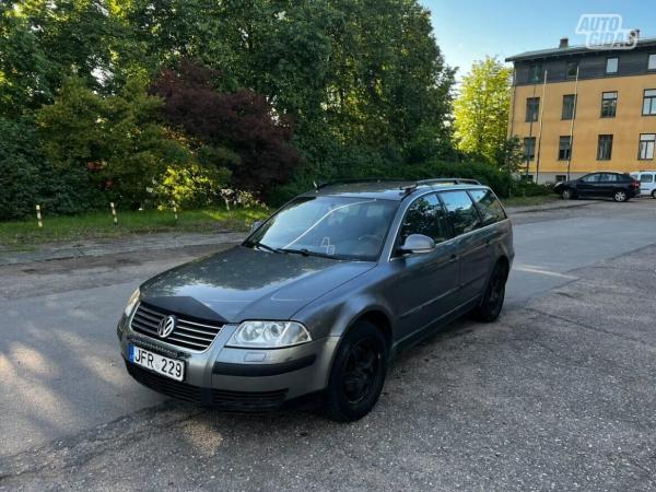 Серый Фольксваген Пассат 2005 в Алитус, объемом двигателя 1.90 л и пробегом 482 тыс. км за 1700 €, фото 2 на AUTOMOTO.COM.LV