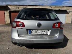 Pelēks Volkswagen Passat 2005 Jonava, ar dzinēja tilpumu 1.97 L un nobraukumu 291 tūkst. km par 950 €, foto 5 vietnē AUTOMOTO.COM.LV