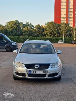 Grey Volkswagen Passat 2005 in Klaipeda, with an engine capacity of 2.00 L and mileage of 330 thousand km for 1000 €, photo 3 on AUTOMOTO.COM.LV