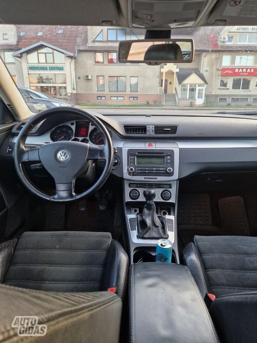Grey Volkswagen Passat 2005 in Klaipeda, with an engine capacity of 2.00 L and mileage of 330 thousand km for 1000 €, photo 10 on AUTOMOTO.COM.LV