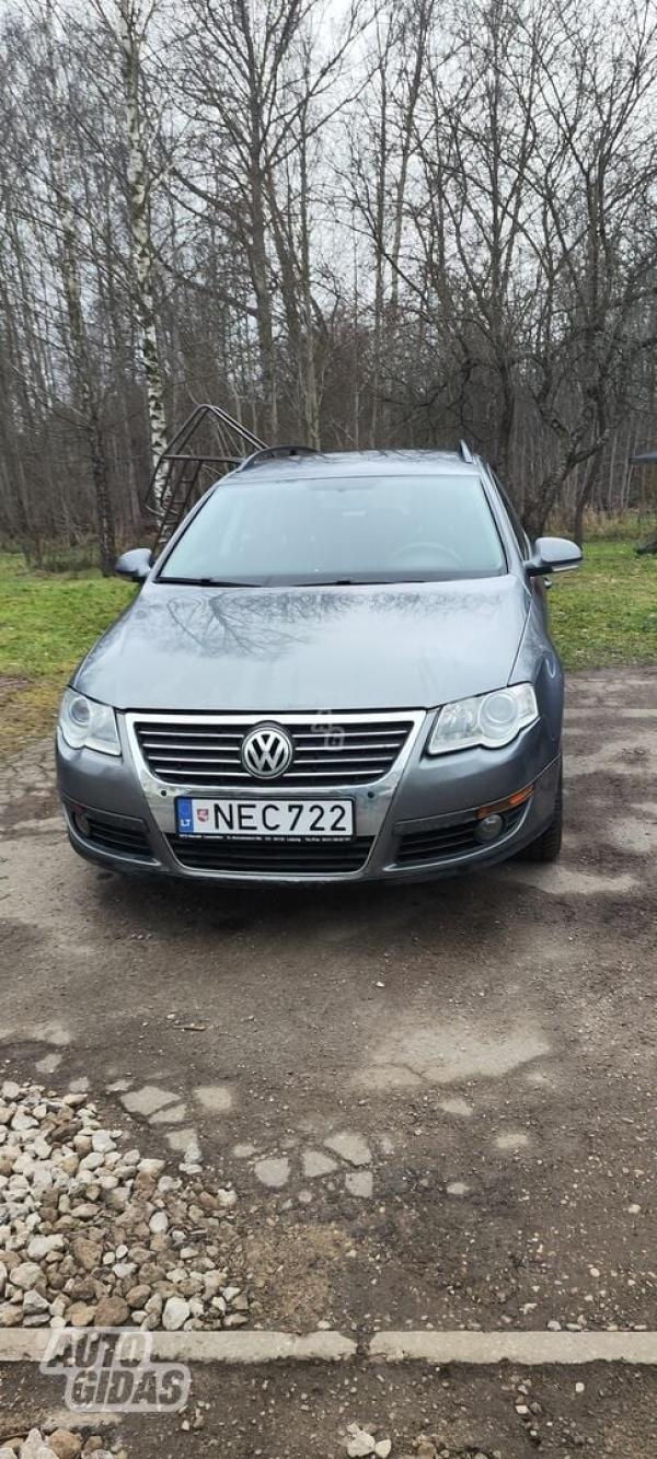 Pelēks Volkswagen Passat 2006 Viļņa, ar dzinēja tilpumu 1.90 L un nobraukumu 380 tūkst. km par 2100 €, foto 1 vietnē AUTOMOTO.COM.LV