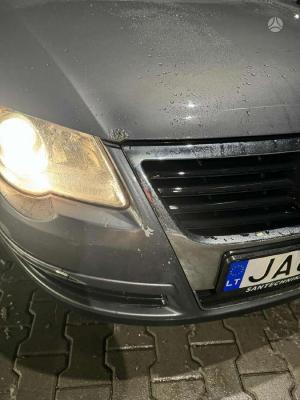Pelēks Volkswagen Passat 2006 Viļņa, ar dzinēja tilpumu 2.00 L un nobraukumu 308 tūkst. km par 1450 €, foto 5 vietnē AUTOMOTO.COM.LV