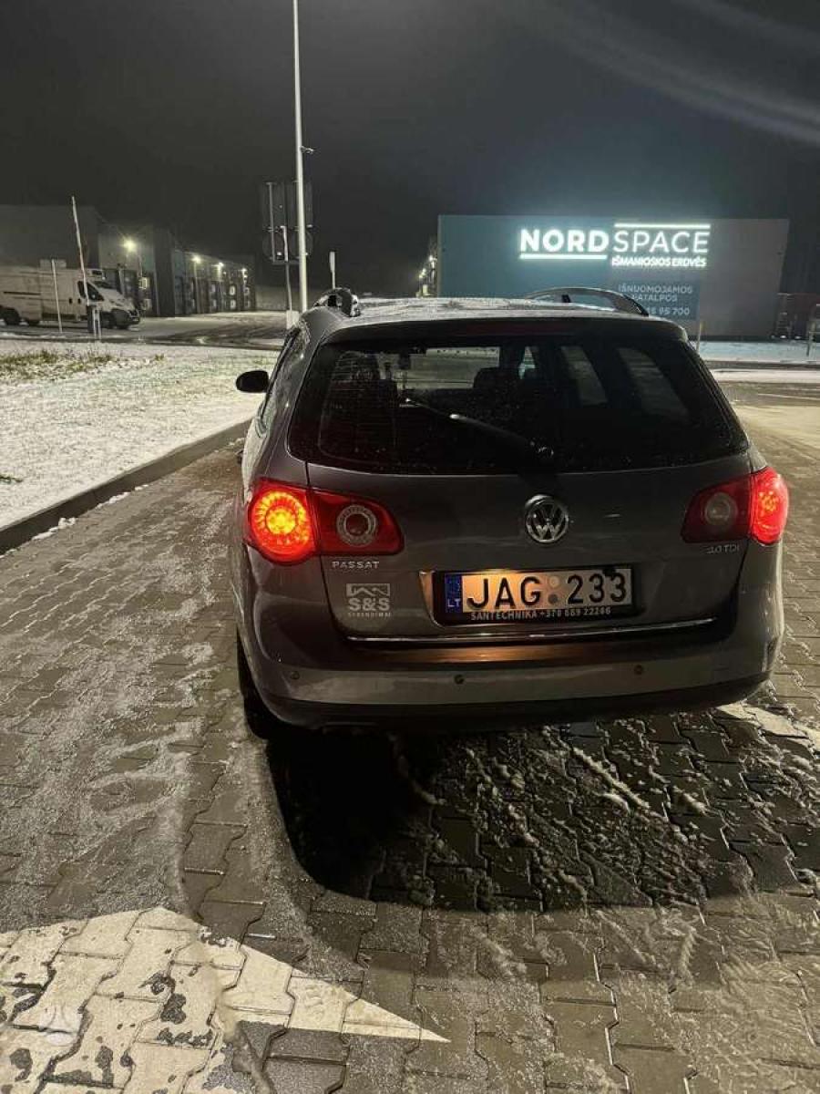 Pelēks Volkswagen Passat 2006 Viļņa, ar dzinēja tilpumu 2.00 L un nobraukumu 308 tūkst. km par 1450 €, foto 16 vietnē AUTOMOTO.COM.LV