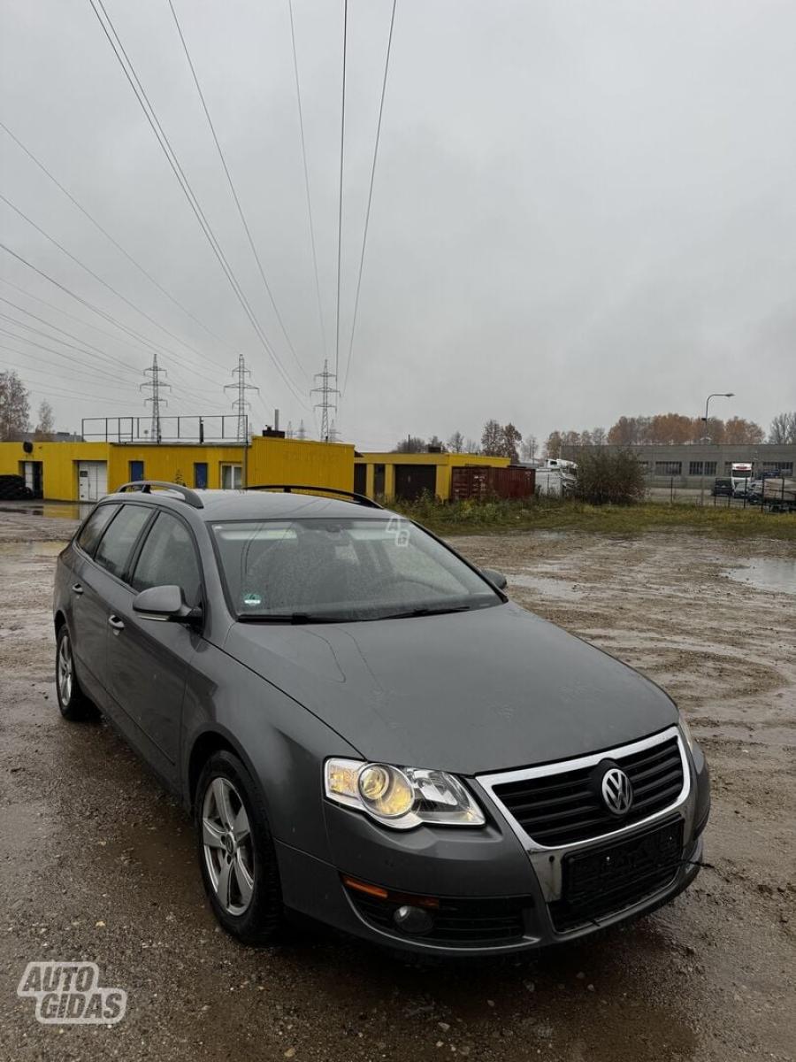 Pelēks Volkswagen Passat 2006 Kauņa, ar dzinēja tilpumu 2.00 L un nobraukumu 298 tūkst. km par 2500 €, foto 3 vietnē AUTOMOTO.COM.LV