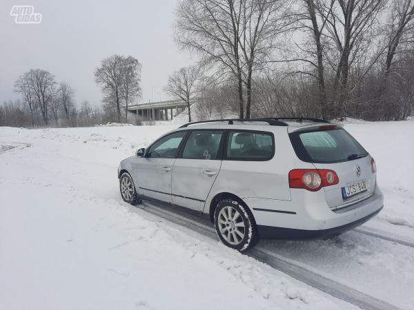 Pelēks Volkswagen Passat 2006 Klaipėda, ar dzinēja tilpumu 1.90 L un nobraukumu 500 tūkst. km par 870 €, foto 1 vietnē AUTOMOTO.COM.LV