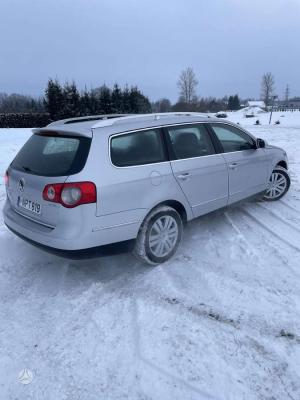 Pelēks Volkswagen Passat 2006 Tauragė, ar dzinēja tilpumu 1.97 L un nobraukumu 396 tūkst. km par 1777 €, foto 5 vietnē AUTOMOTO.COM.LV