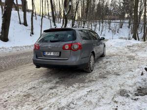 Grey Volkswagen Passat 2006 in Vilnius, with an engine capacity of 1.97 L and mileage of 345 thousand km for 2350 €, photo 6 on AUTOMOTO.COM.LV