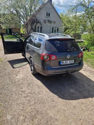 Grey Volkswagen Passat 2006 in Rietavas, with an engine capacity of 2.00 L and mileage of 450 thousand km for 600 €, photo 3 on AUTOMOTO.COM.LV