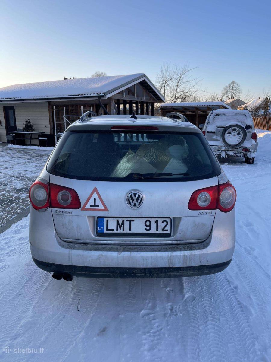 Pelēks Volkswagen Passat 2006 Mažeikiai, ar dzinēja tilpumu 2.00 L un nobraukumu 300 tūkst. km par 1200 €, foto 1 vietnē AUTOMOTO.COM.LV