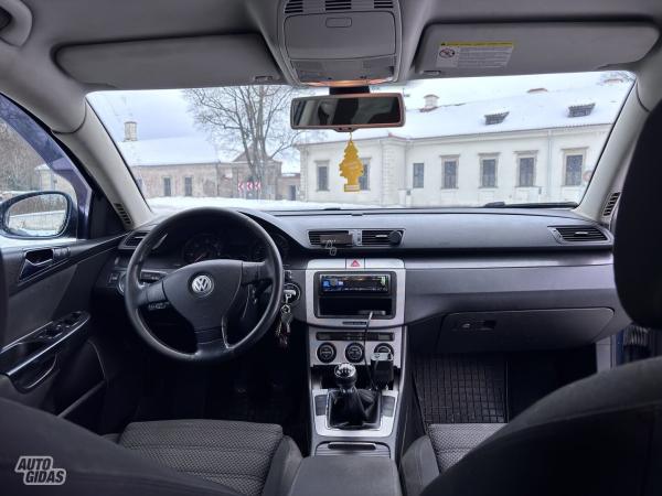 Pelēks Volkswagen Passat 2006 Kauņa, ar dzinēja tilpumu 2.00 L un nobraukumu 330 tūkst. km par 1900 €, foto 5 vietnē AUTOMOTO.COM.LV