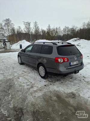 Pelēks Volkswagen Passat 2006 Radviliškis, ar dzinēja tilpumu 2.00 L un nobraukumu 362 tūkst. km par 1500 €, foto 3 vietnē AUTOMOTO.COM.LV