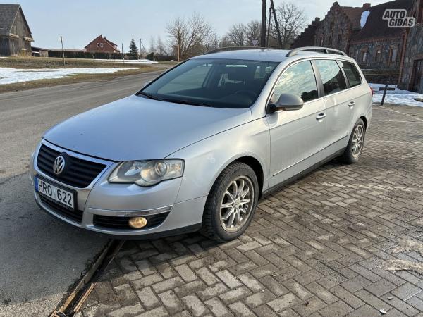 Grey Volkswagen Passat 2006 in Utena, with an engine capacity of 2.00 L and mileage of 400 thousand km for 990 €, photo 1 on AUTOMOTO.COM.LV